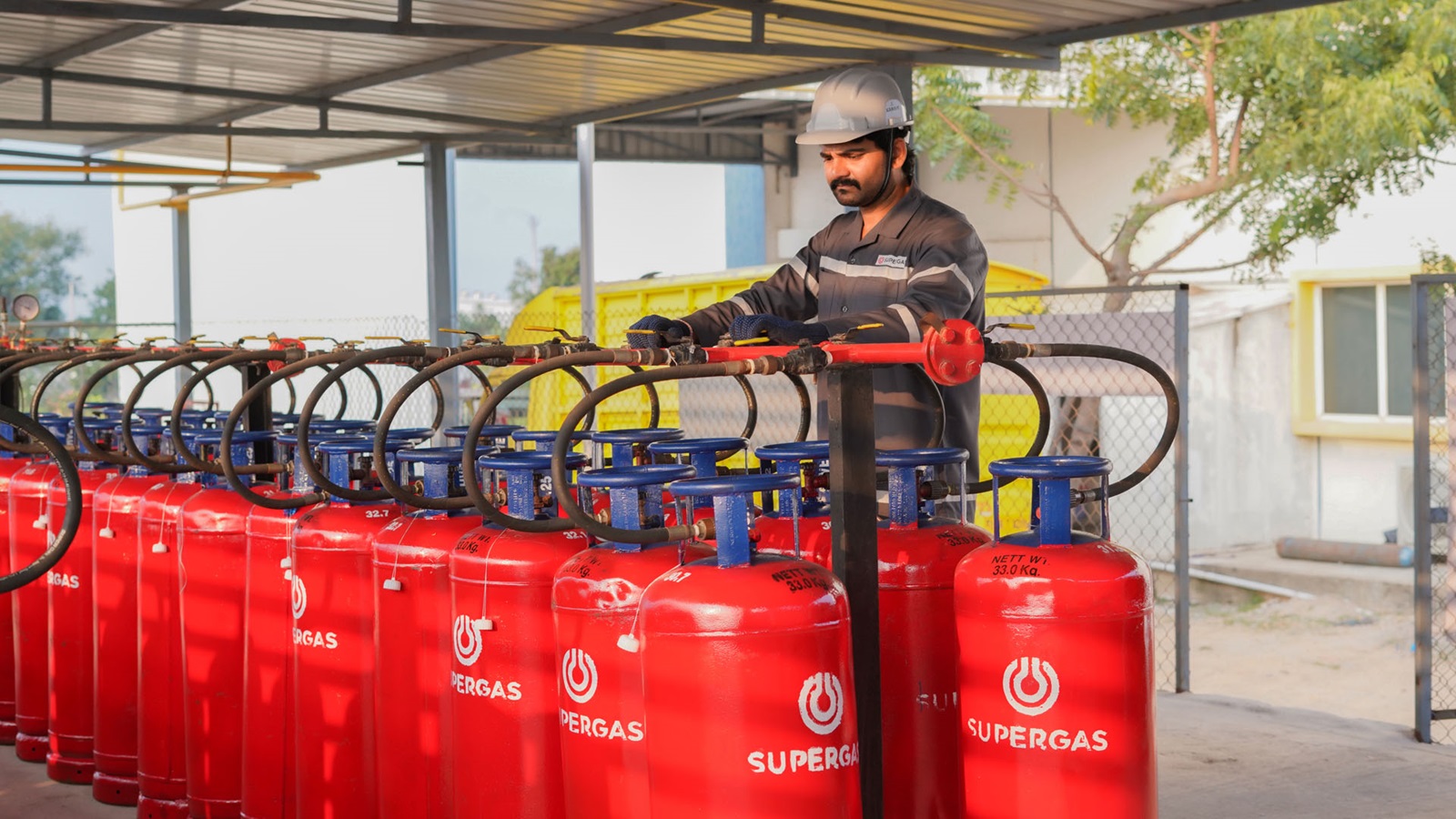 LPG Gas Cylinder for Industrial Use | Benefits & Applications